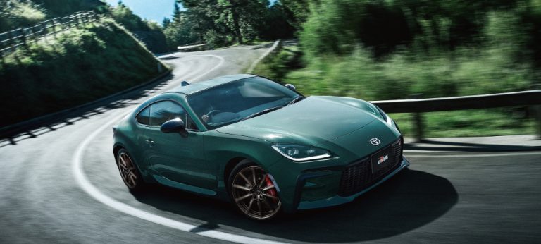 GR86を一部改良、台数限定特別仕様車を発表｜大阪のトヨタ車なら大阪トヨペット